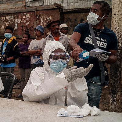 EADI: European Association of Development Research and Training ...